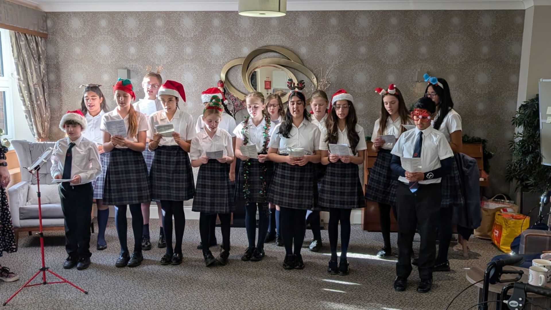 Graysford Hall Welcomes LGS Stoneygate School Choir for Festive Carol ...